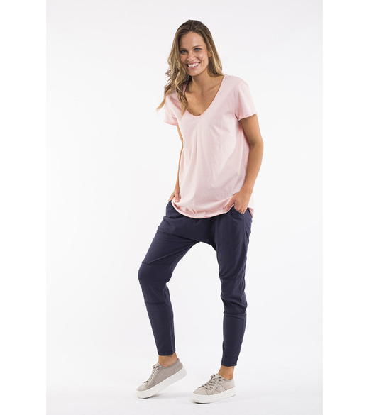 Vee tee - Labels-Elm : Gaby's Warkworth - ELM H23