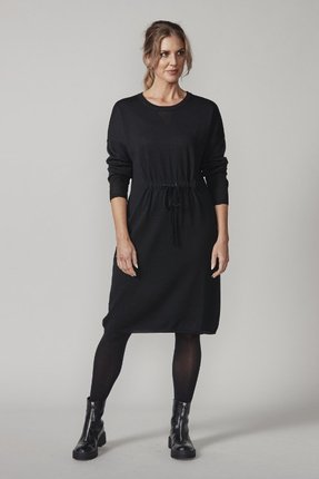 Dresses : Gaby's Warkworth